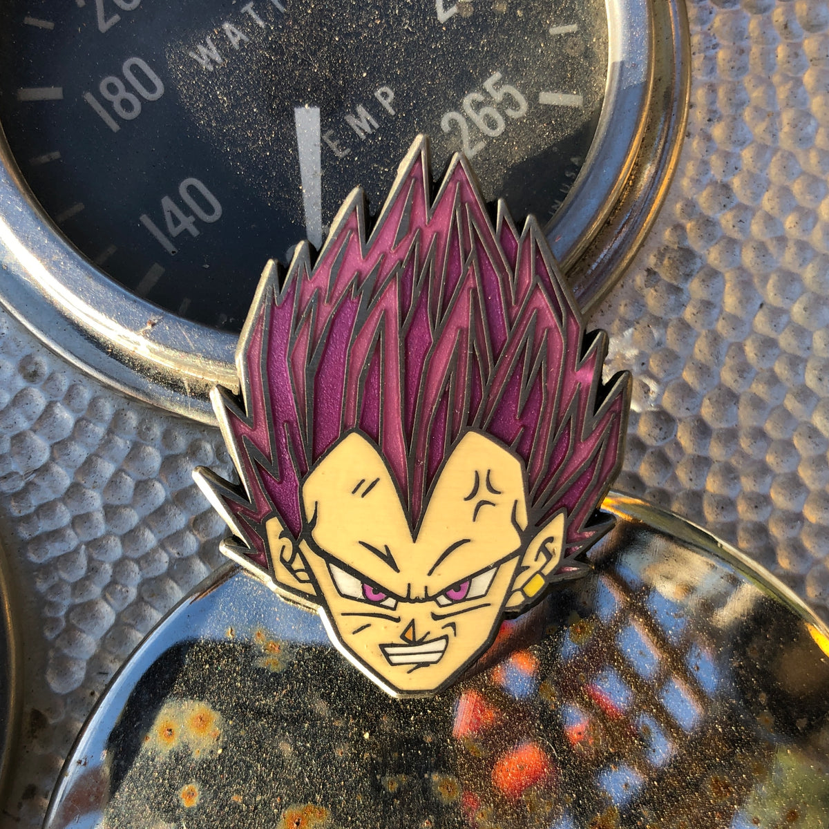 Ultra Ego Vegeta Enamel Pin – HighFivePins